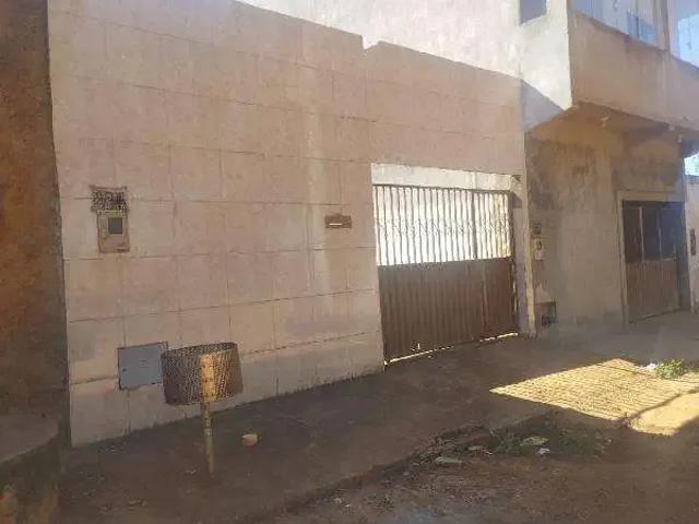 Casa / Sobrado para Venda em Luziânia/GO Parque Estrela Dalva IX 2 Quartos