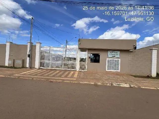 Casa / Sobrado para Venda em Luziânia/GO Parque Estrela Dalva IX 2 Quartos