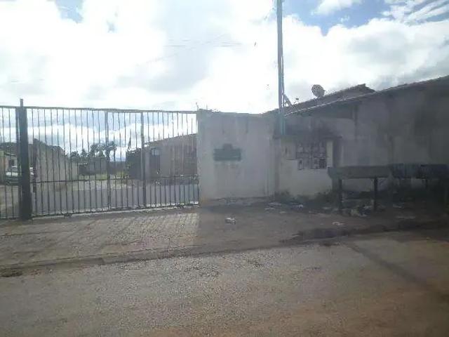 Casa / Sobrado para Venda em Luziânia/GO Parque Estrela Dalva IX 2 Quartos
