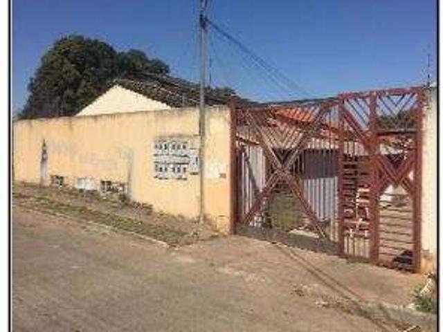 Casa / Sobrado para Venda em Luziânia/GO Parque Estrela Dalva IX 2 Quartos