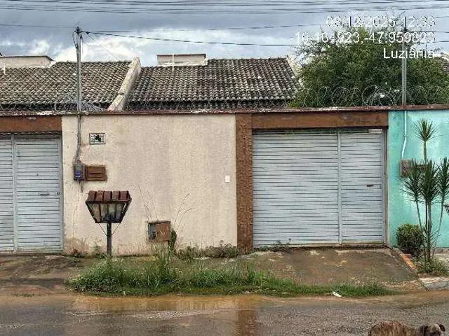 Casa / Sobrado para Venda em Luziânia/GO Parque Estrela Dalva IX 2 Quartos