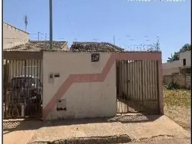 Casa / Sobrado para Venda em Luziânia/GO Parque Estrela Dalva IX 3 Quartos