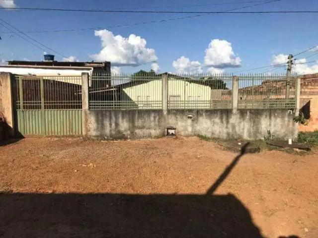 Casa / Sobrado para Venda em Luziânia/GO Parque Estrela Dalva IX 3 Quartos