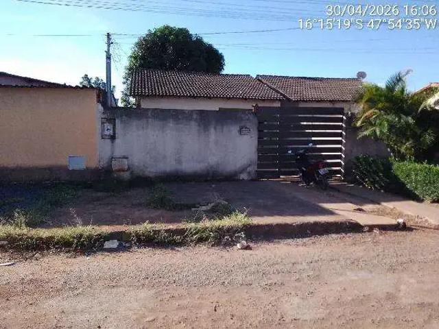 Casa / Sobrado para Venda em Luziânia/GO Parque Estrela Dalva I 2 Quartos