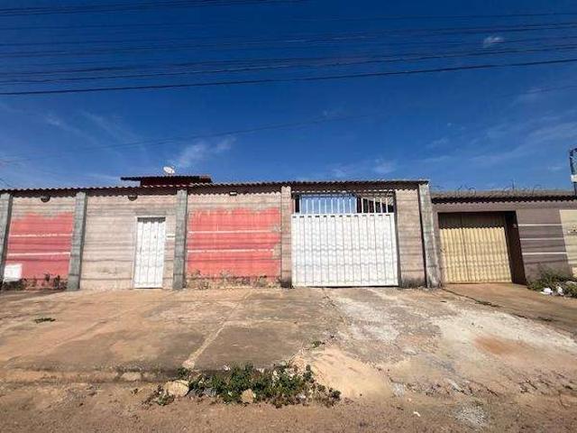 Casa / Sobrado para Venda em Luziânia/GO Parque Estrela Dalva III 3 Quartos