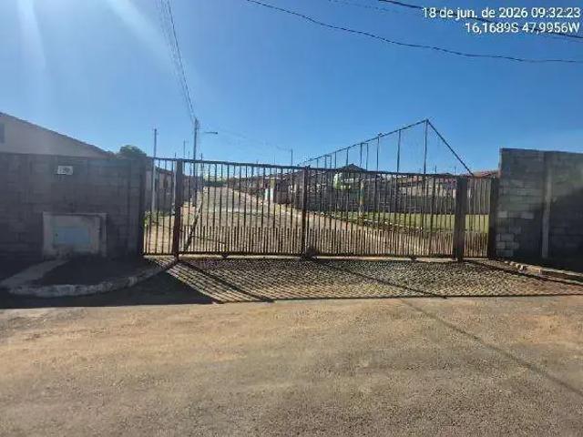 Casa / Sobrado para Venda em Luziânia/GO Parque Estrela Dalva VI 2 Quartos