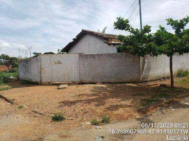 Casa / Sobrado para Venda em Luziânia/GO Parque Estrela Dalva VIII 2 Quartos