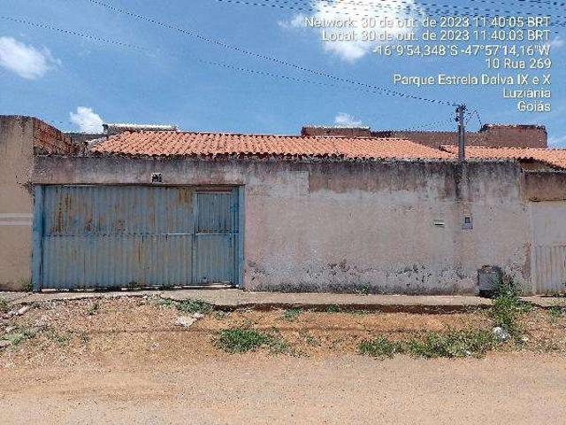 Casa / Sobrado para Venda em Luziânia/GO Parque Estrela Dalva X 2 Quartos
