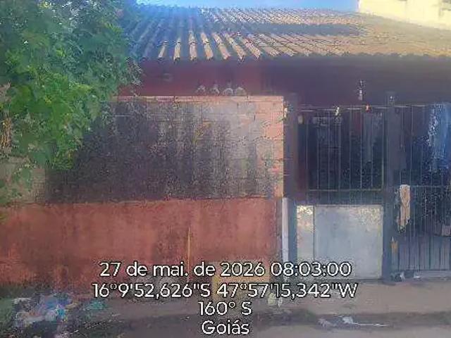 Casa / Sobrado para Venda em Luziânia/GO Parque Estrela Dalva X 2 Quartos
