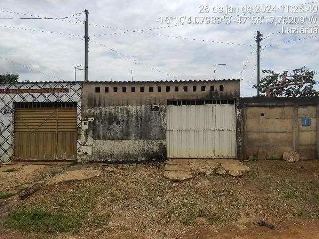 Casa / Sobrado para Venda em Luziânia/GO Parque Estrela Dalva X 2 Quartos