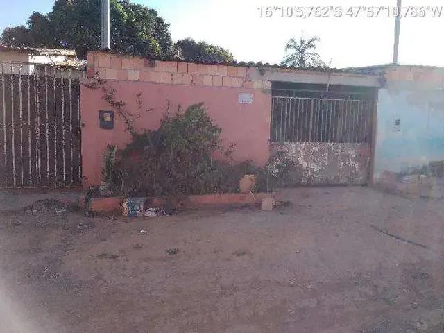 Casa / Sobrado para Venda em Luziânia/GO Parque Estrela Dalva X 2 Quartos