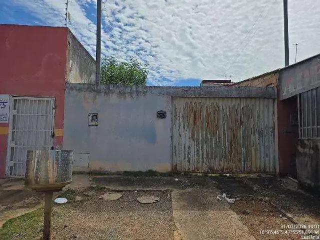 Casa / Sobrado para Venda em Luziânia/GO Parque Industrial Mingone 2 Quartos
