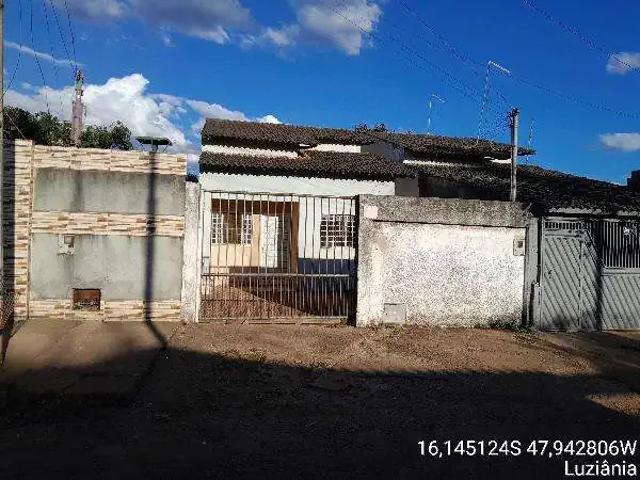 Casa / Sobrado para Venda em Luziânia/GO Parque Industrial Mingone 2 Quartos