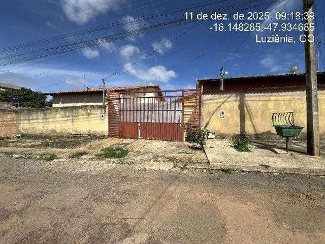Casa / Sobrado para Venda em Luziânia/GO Parque Industrial Mingone 2 Quartos
