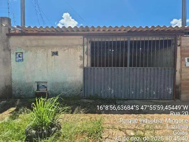Casa / Sobrado para Venda em Luziânia/GO Parque Industrial Mingone 2 Quartos