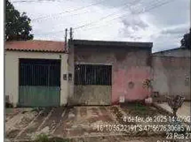 Casa / Sobrado para Venda em Luziânia/GO Parque Sol Nascente 1 Quartos
