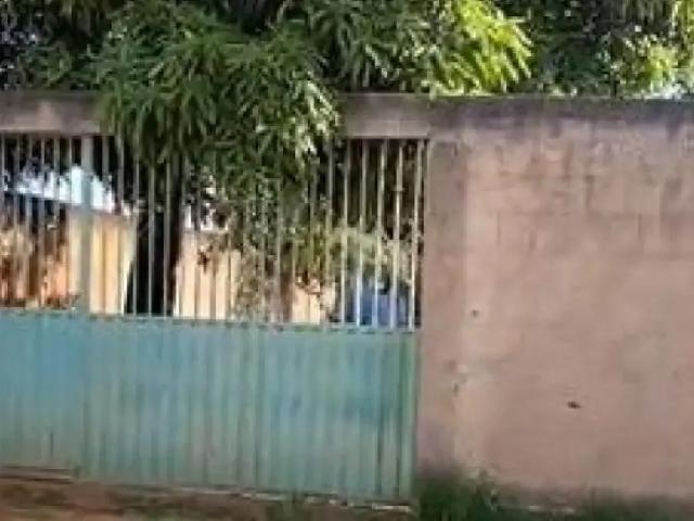 Casa / Sobrado para Venda em Luziânia/GO Parque Sol Nascente