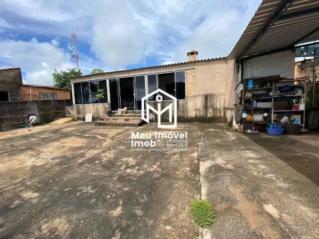 Casa / Sobrado para Venda em Luziânia/GO Setor Fumal 4 Quartos