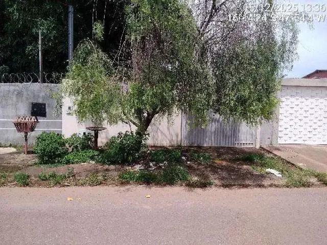 Casa / Sobrado para Venda em Luziânia/GO Sion 2 Quartos