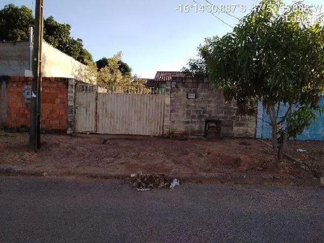 Casa / Sobrado para Venda em Luziânia/GO Sion 2 Quartos