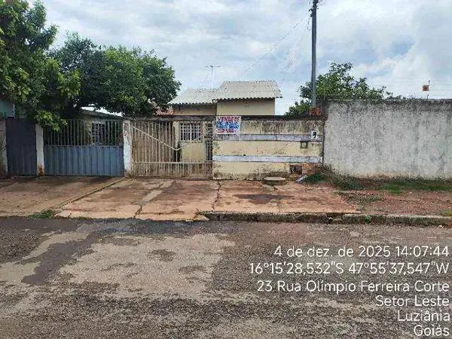 Casa / Sobrado para Venda em Luziânia/GO Vila Juracy 3 Quartos