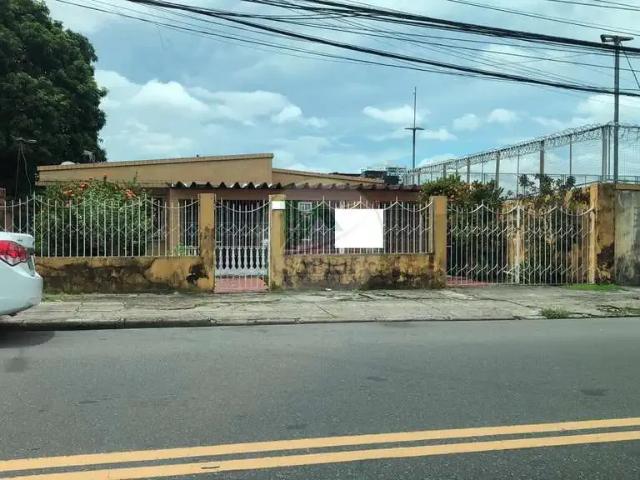 Casa / Sobrado para Venda em Manaus/AM Adrianópolis 4 Quartos
