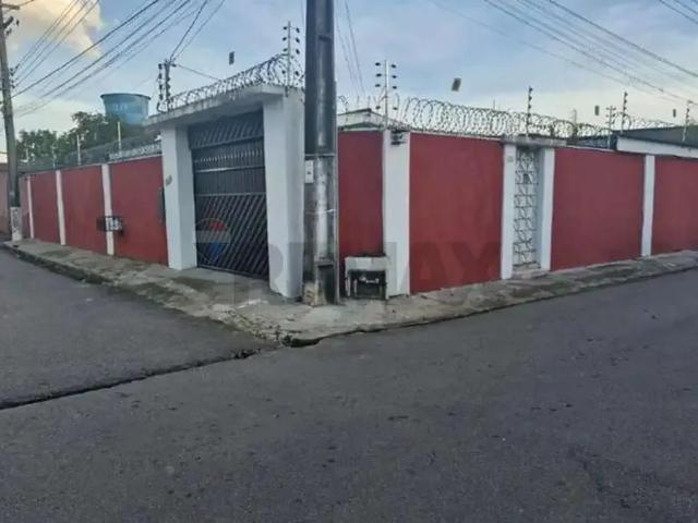 Casa / Sobrado para Venda em Manaus/AM Alvorada 3 Quartos