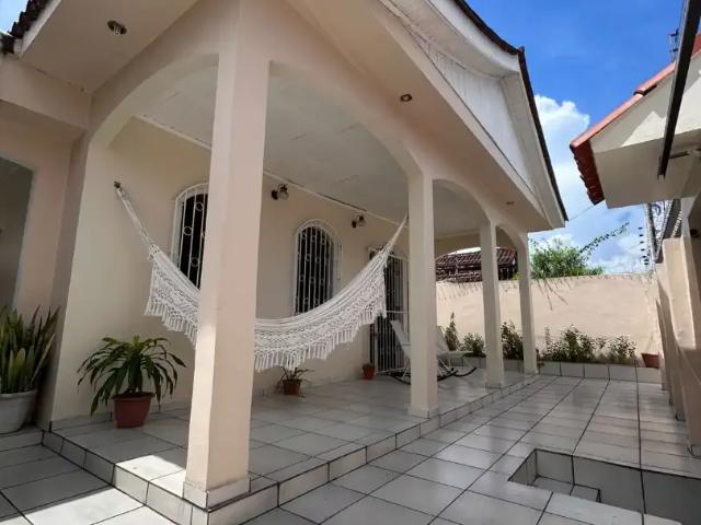 Casa / Sobrado para Venda em Manaus/AM Dom Pedro I 3 Quartos