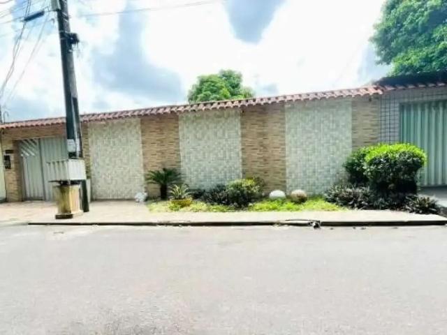 Casa / Sobrado para Venda em Manaus/AM Flores