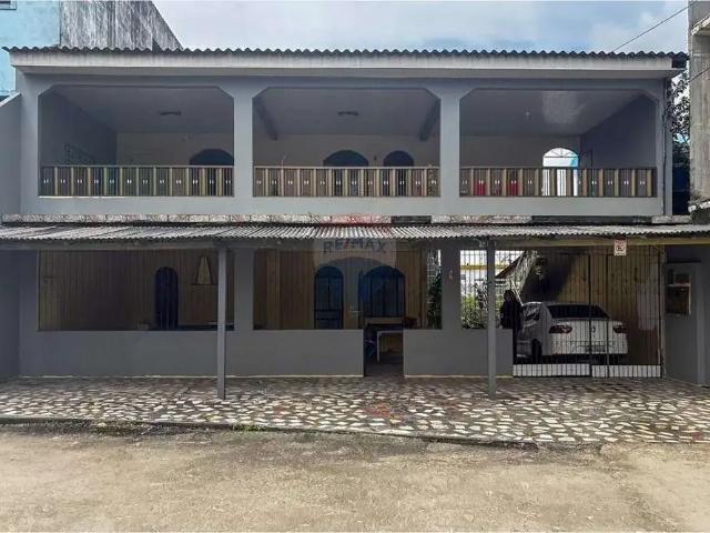 Casa / Sobrado para Venda em Manaus/AM Flores 4 Quartos
