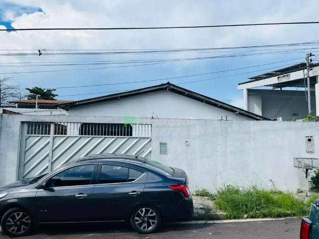 Casa / Sobrado para Venda em Manaus/AM Flores 5 Quartos