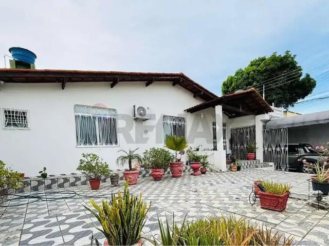 Casa / Sobrado para Venda em Manaus/AM Japiim