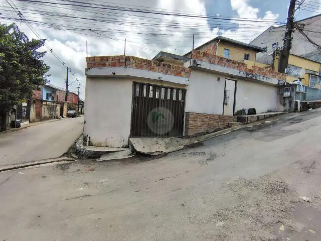 Casa / Sobrado para Venda em Manaus/AM Lírio do Vale 2 Quartos