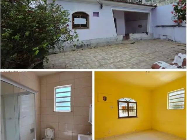 Casa / Sobrado para Venda em Mangaratiba/RJ Vila Muriqui 2 Quartos