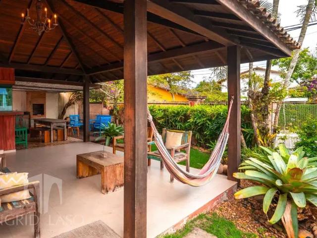 Casa / Sobrado para Venda em Macaé/RJ Barra de Macaé 3 Quartos