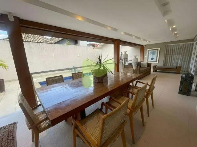 Casa / Sobrado para Venda em Macaé/RJ Cancela Preta 4 Quartos