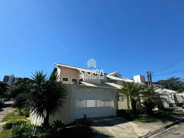Casa / Sobrado para Venda em Macaé/RJ Cancela Preta 5 Quartos