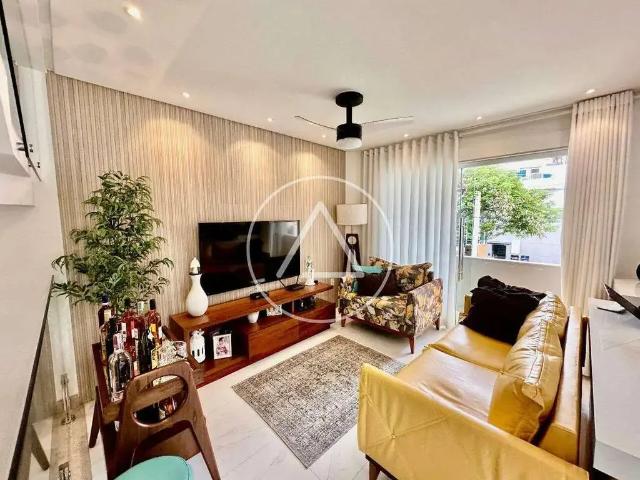 Casa / Sobrado para Venda em Macaé/RJ Cavaleiros 2 Quartos
