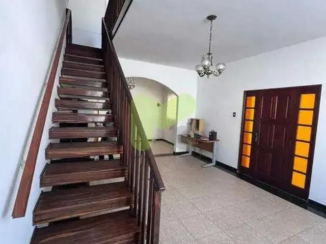 Casa / Sobrado para Venda em Macaé/RJ Centro 3 Quartos