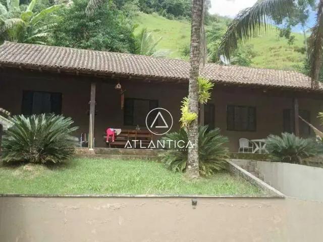 Casa / Sobrado para Venda em Macaé/RJ Glicério 3 Quartos