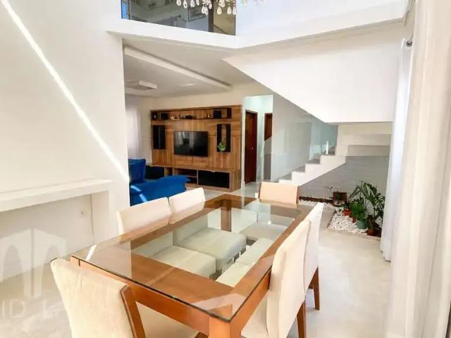 Casa / Sobrado para Venda em Macaé/RJ Glória 3 Quartos