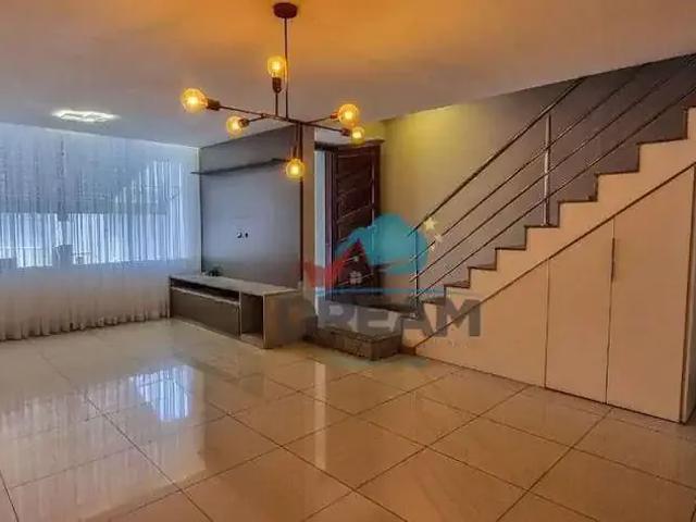 Casa / Sobrado para Venda em Macaé/RJ Glória 3 Quartos
