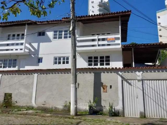 Casa / Sobrado para Venda em Macaé/RJ Glória 3 Quartos