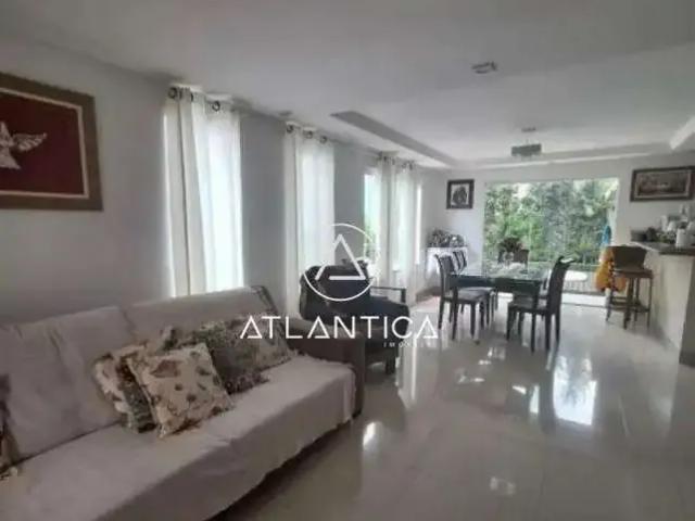Casa / Sobrado para Venda em Macaé/RJ Granja dos Cavaleiros 4 Quartos