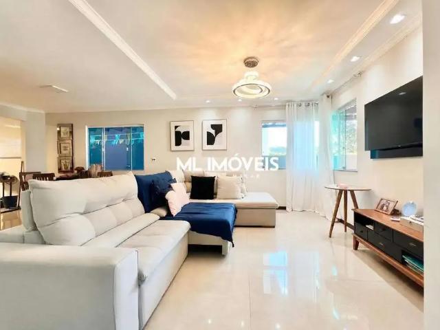 Casa / Sobrado para Venda em Macaé/RJ Granja dos Cavaleiros 3 Quartos