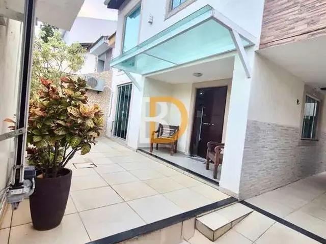 Casa / Sobrado para Venda em Macaé/RJ Jardim Vitória 3 Quartos