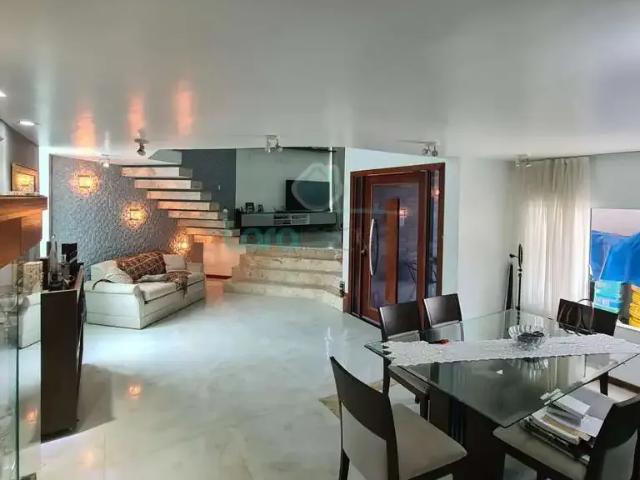 Casa / Sobrado para Venda em Macaé/RJ Lagoa 3 Quartos
