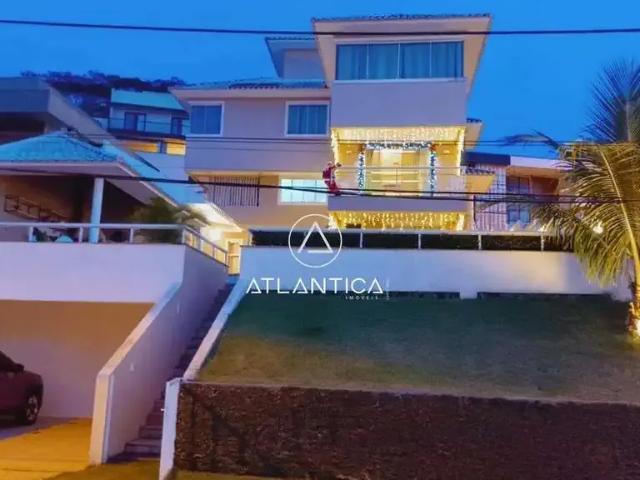 Casa / Sobrado para Venda em Macaé/RJ Lagoa 4 Quartos