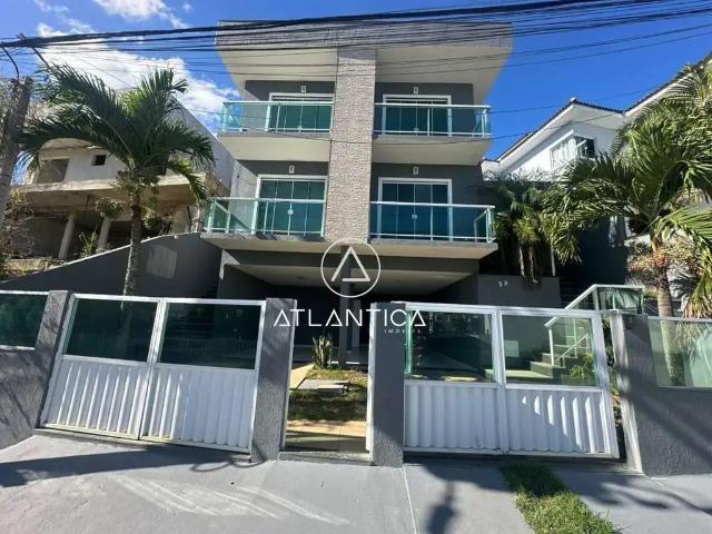 Casa / Sobrado para Venda em Macaé/RJ Lagoa 4 Quartos