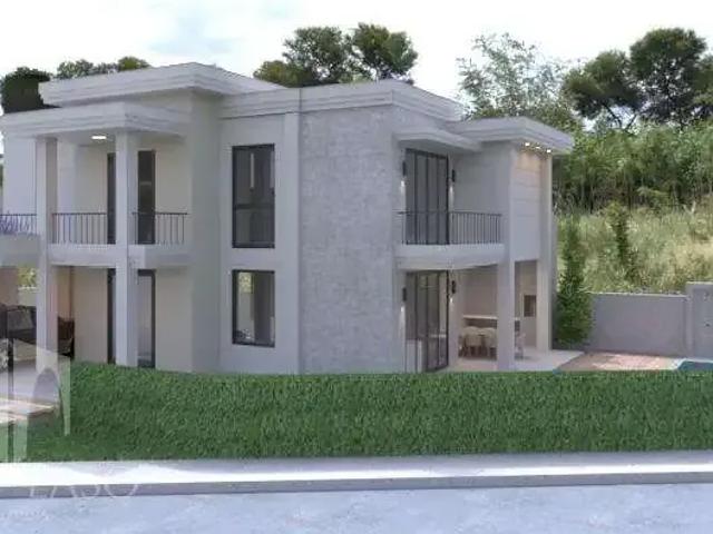 Casa / Sobrado para Venda em Macaé/RJ Lagoa 5 Quartos
